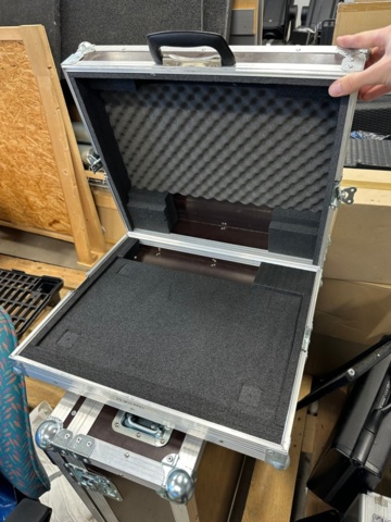 Small mixer case - PS Auction - We value the future - Largest in net ...