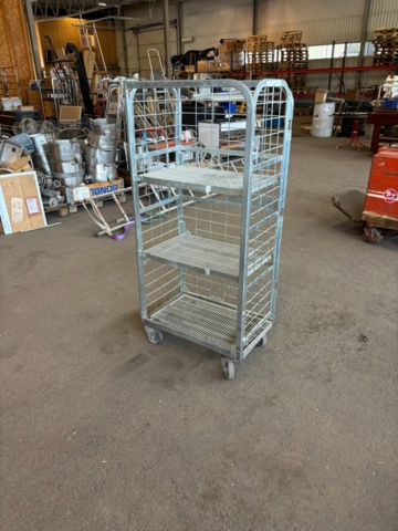Shelf trolley on wheels with folding shelves. Approx. 90 x 40 x 135 cm ...