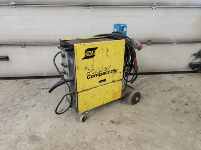 Migsvets Esab Power Compact 250 - Auktioner online - Nätauktioner ...