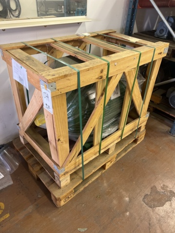 New electric motor 90kw Busck 400/690V, heating fan 9 kw - PS Auction ...