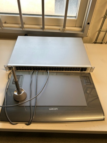 Drawing pad Wacom intuos, Ptz-631W and switch - PS Auction - We value the future - Largest in ...