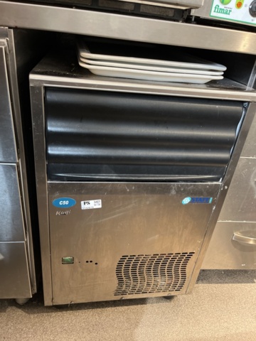 Ice machine - Staff Ice System 1959 C50 - PS Auction - We value the ...