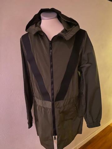 Letasca - Nylon parka jackets from Italian designer brand - PS Auction ...