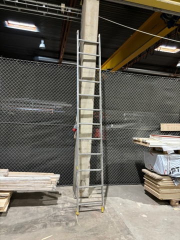 Wibe aluminum ladder with 12 steps - PS Auction - We value the future ...