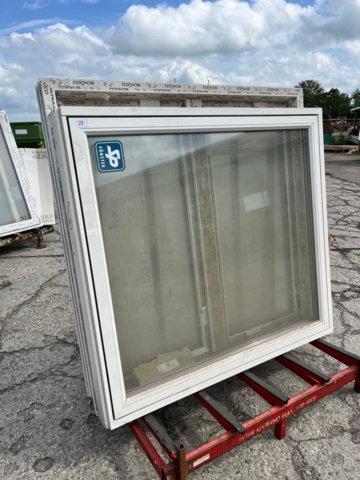 Window 2 pcs SP Window/Schuco - PS Auction - We value the future ...