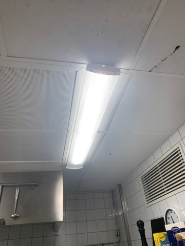 7 LED lighting fixtures - PS Auction - We value the future - Largest in ...