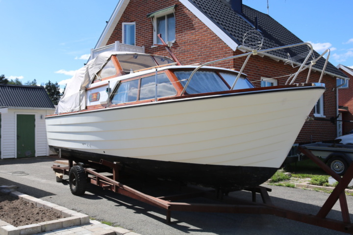Motorboat Solo Lyx II -1968 - PS Auction - We value the future ...