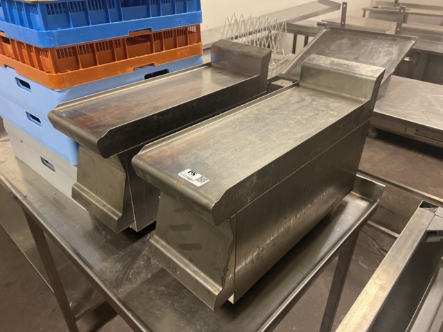 Stand Lotus PLT 62 Table model - 2 pieces - PS Auction - We value the ...