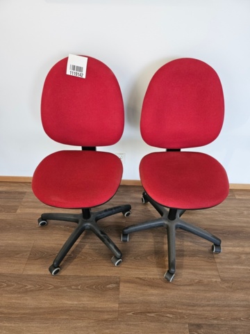 6 red office chairs with wheels - PS Auction - We value the future ...