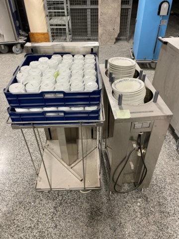 1 plate dispenser & dispenser trolley - PS Auction - We value the ...