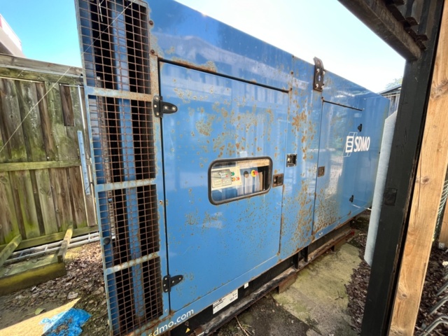 Diesel generator SDMO D330 IV -2008 - PS Auction - We value the future ...