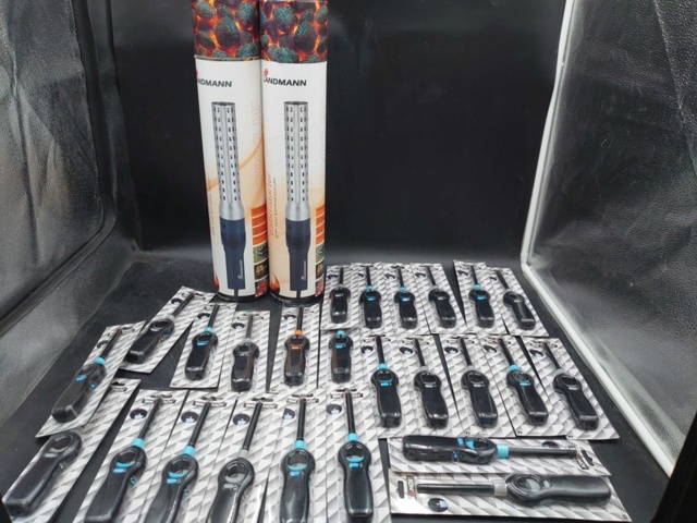 25 fire lighters + 2 grill lighters - Shipping included - PS Auction ...