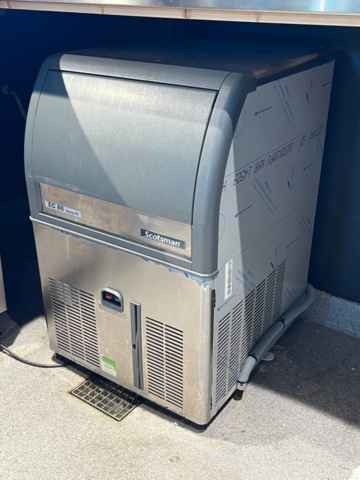 Ice machine, Scotsman EC86 Easyfit (defective) - PS Auction - We value ...