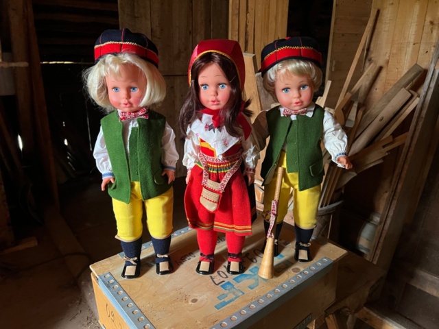 Dala dolls in very good condition - PS Auction - We value the future ...