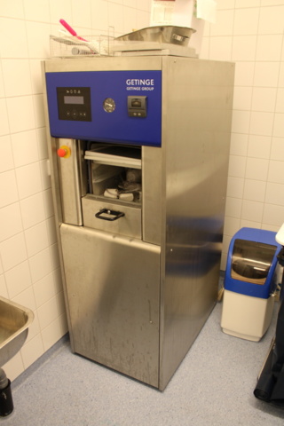 Autoclave Getinge HS-33 -2013 - PS Auction - We value the future ...
