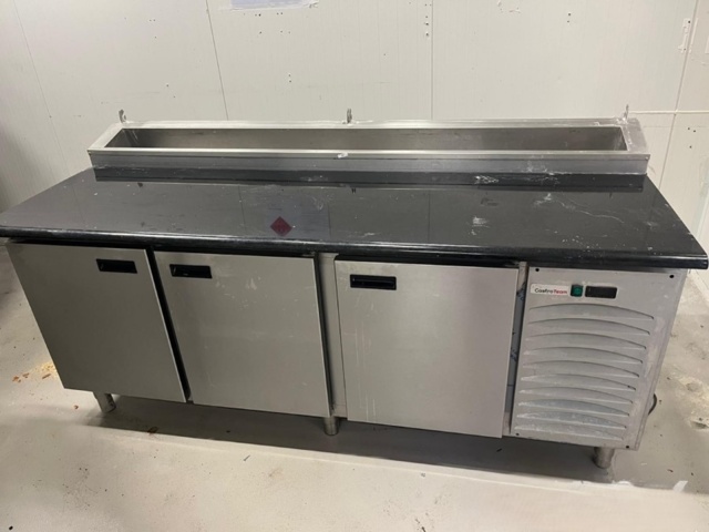 Pizza bench - PS Auction - We value the future - Largest in net auctions