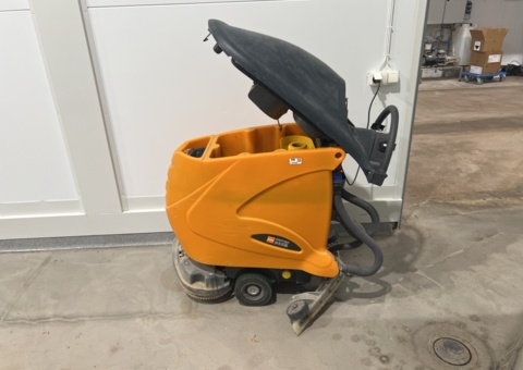 Skurmaskin Taski swing 955B (1719309) - Hitta auktioner på BidPal