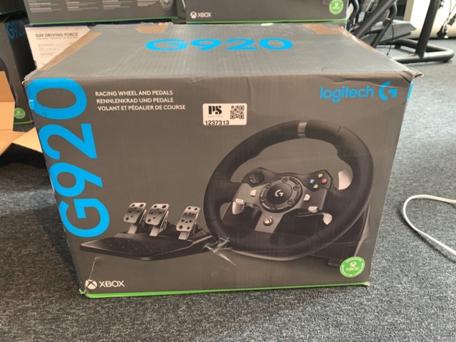 Racing wheel for X-Box/PC with pedals and gear lever Logitech G920 - PS ...