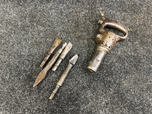 Pneumatic Chisel Hammer - PS Auction - We value the future - Largest in ...