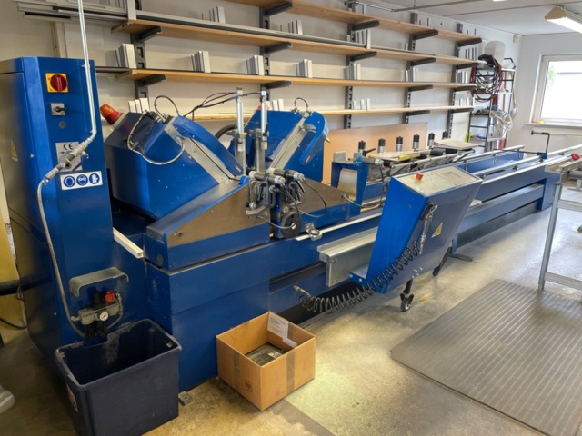 Double miter saw Blitz 45 c with Diamond control system - PS Auction ...