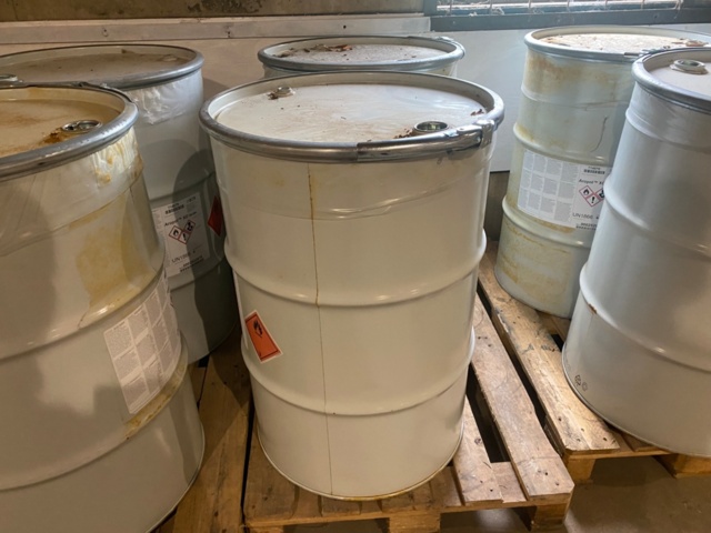 2 Barrels Aropol XO Resin - PS Auction - We value the future - Largest ...