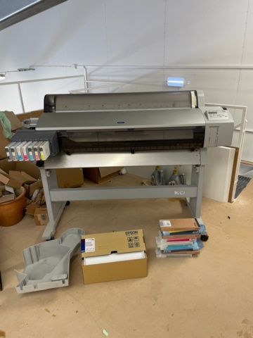Large format printer Epson Stylus Pro 9600 - PS Auction - We value the ...