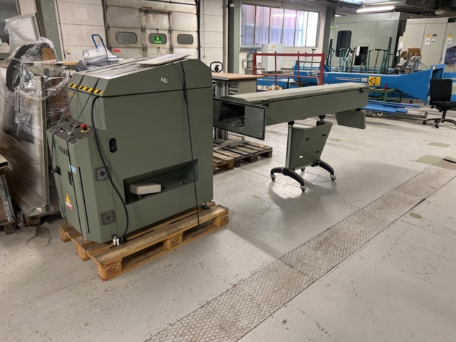 Rinaldi Lilliput 350 A inso Horizontal end milling machine - PS Auction ...