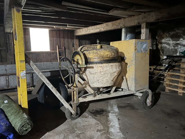 Concrete mixer/raffle - PS Auction - We value the future - Largest in ...