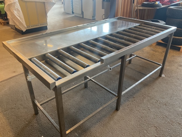 Disc sorting bench - PS Auction - We value the future - Largest in net ...