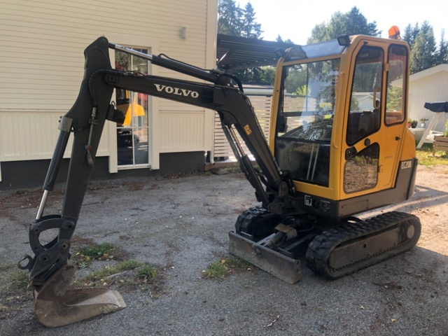 Excavator Volvo EC20B -2005 - PS Auction - We value the future ...