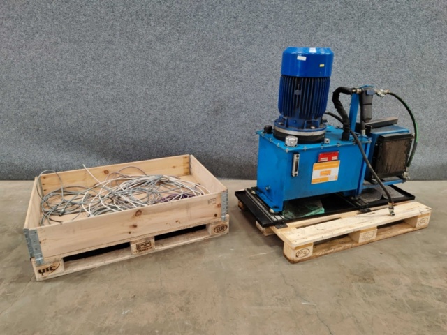 Hydraulic unit CA-Verken HG9-11-7,5-80 - PS Auction - We value the ...