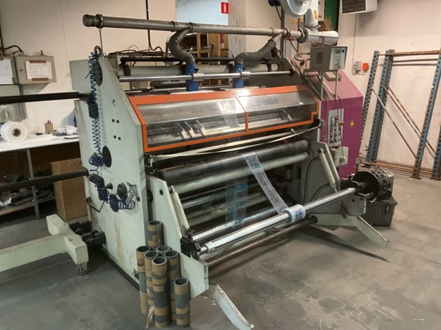 SLITTER Roller cutter with folding stand - PS Auction - We value the ...