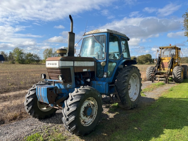 Traktor Ford 7700 4WD -1979 - Auktioner online - Nätauktioner ...