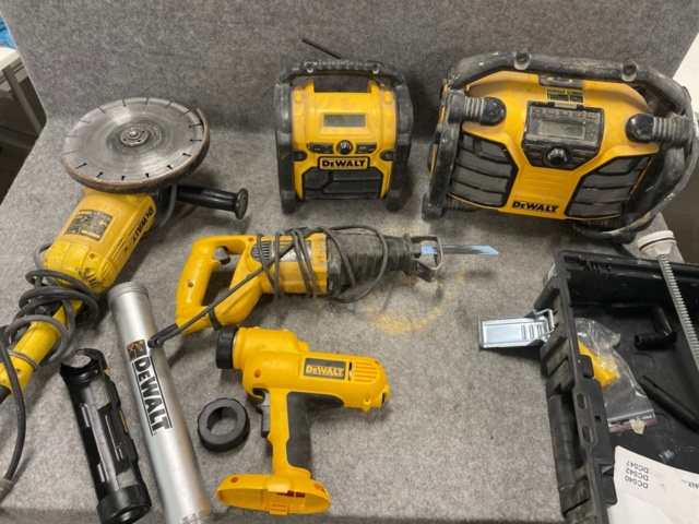 DeWalt machines - PS Auction - We value the future - Largest in net ...