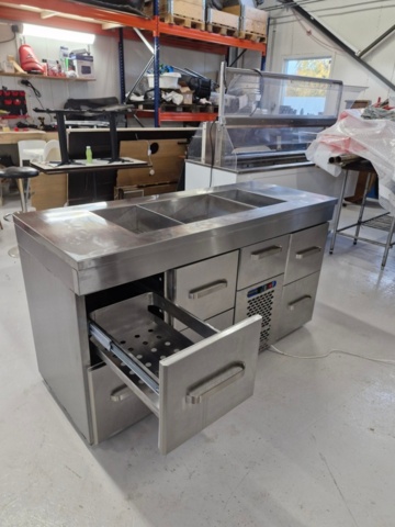 Cooling bench with cooling well and 7 drawers Coolpart -2021 - PS ...
