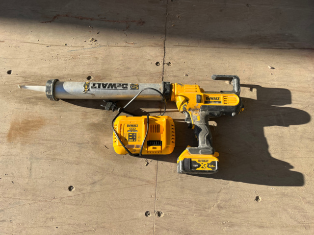 DeWalt Joint Gun 18V DCE580 - PS Auction - We value the future ...