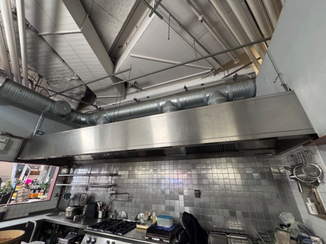 Halton Ventilation hood with UV light and built-in fan unit, 550 cm ...
