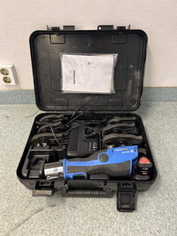 Pressmaskin Novipro Novipress ACO103 BT - Auktioner online ...