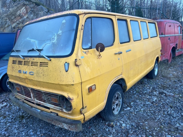 GMC Handi-bus -69 oregistrerad - Auktioner online - Nätauktioner ...