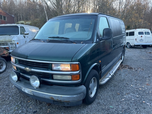 Chevrolet Express G1500 Passenger Van 5.7 V8 Hydra-Matic, 248hk, 2000 ...