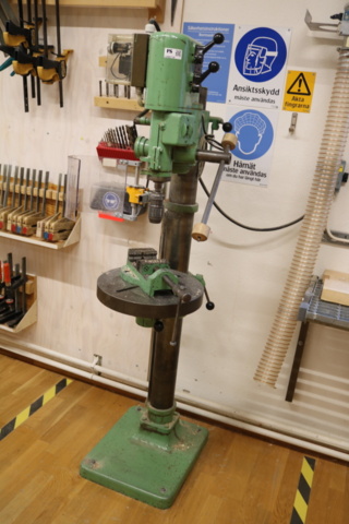 Column drilling machine Arboga (E)100 - PS Auction - We value the ...