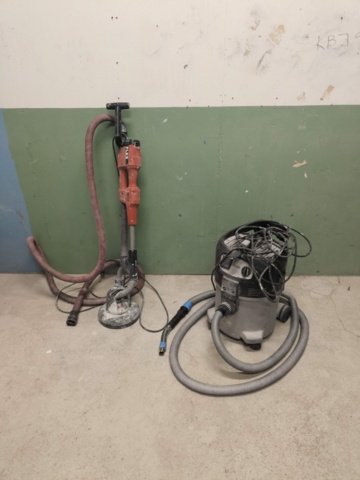 Giraffe grinder with vacuum cleaner - Mirka / Flex - PS Auction - We ...