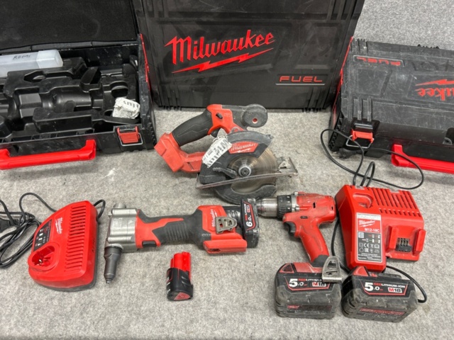 Milwaukee tool kit - PS Auction - We value the future - Largest in net ...