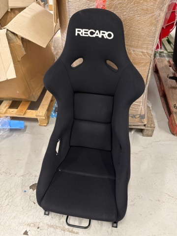 2 recaro car seats - PS Auction - We value the future - Largest in net ...
