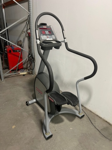 Stair Trac Machine - Star Trac Pro - PS Auction - We value the future ...