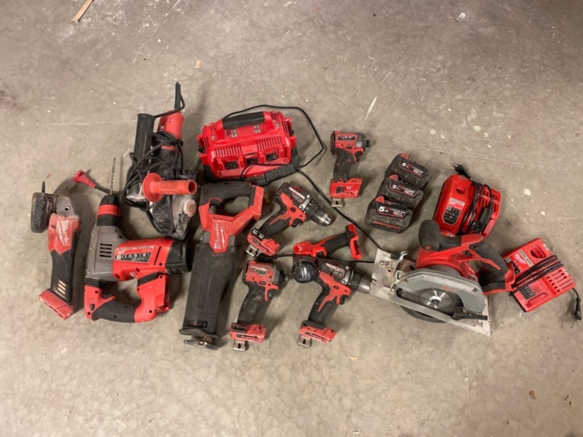 Milwaukee tools - PS Auction - We value the future - Largest in net ...