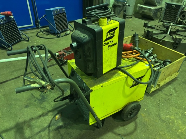 Elsvets ESAB with Carry Fume extractor - PS Auction - We value the ...