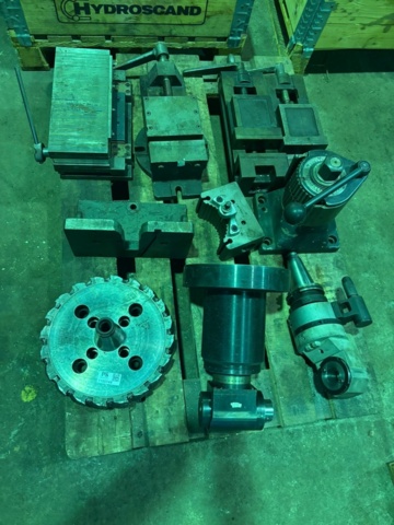 Vices, magnetic table, angle head - PS Auction - We value the future ...