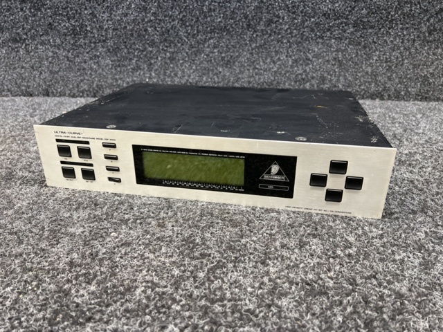 Behringer Ultra-Curve DSP 8000 - PS Auction - We value the future ...
