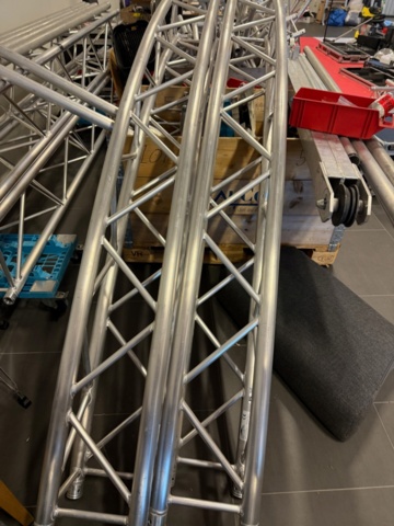 Trusses 2 pcs - Duratruss DT34/2-Cir.Part - PS Auction - We value the ...